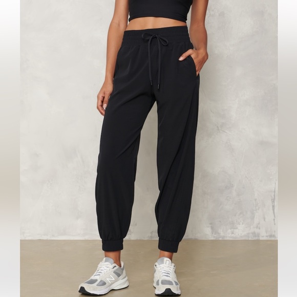 Abercrombie & Fitch | Pants & Jumpsuits | Ypb Motiontek Jogger Xl In ...
